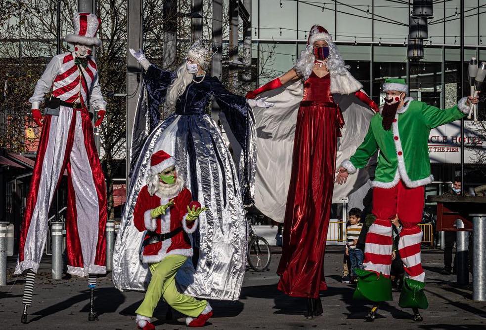 Stilt Walkers, Christmas Characters | TENBC